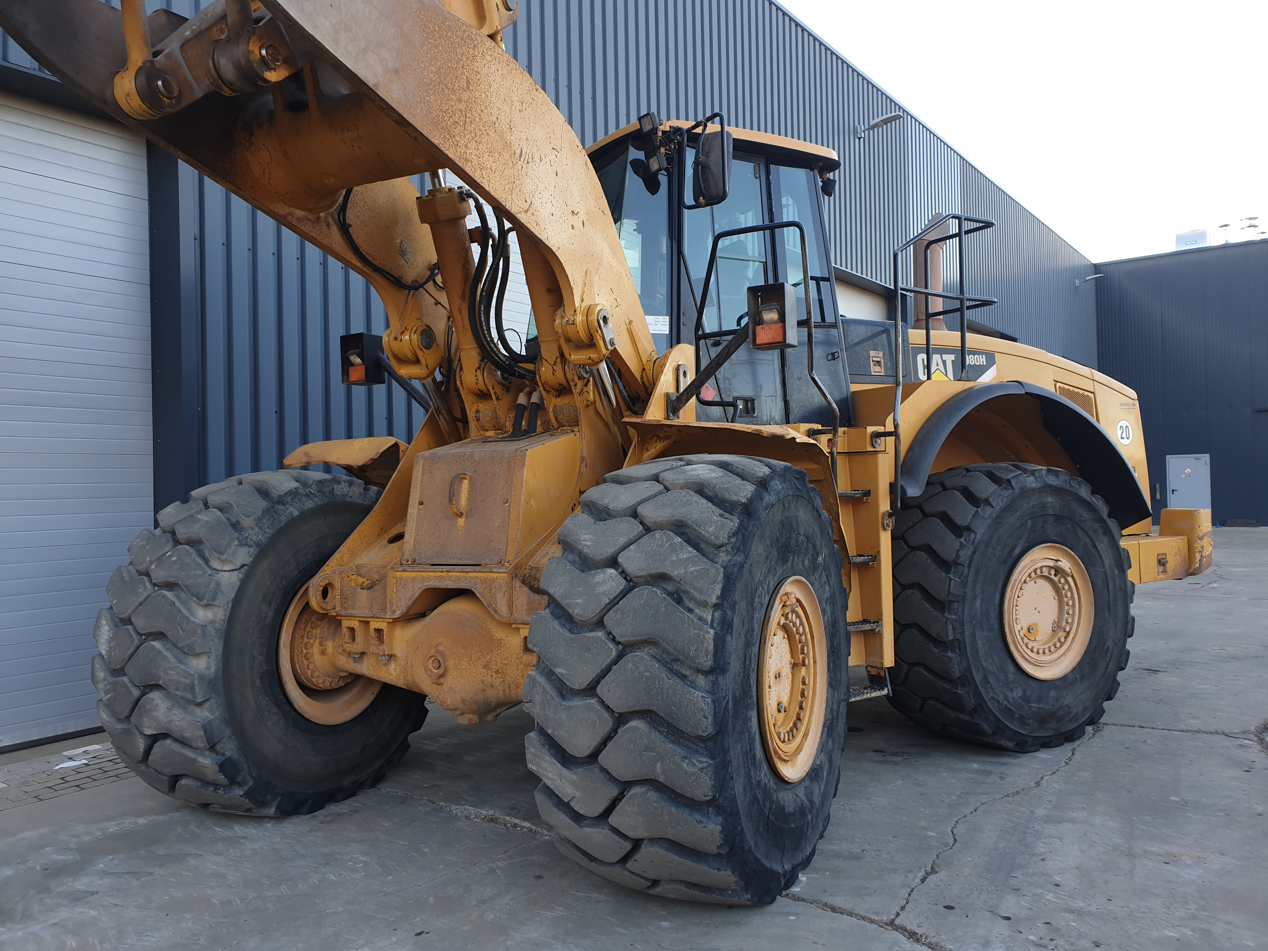 CATERPILLAR 980H | Smitma