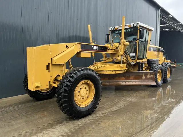 Caterpillar 140H - Long lasting Used motor graders from Smitma