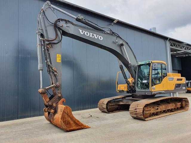 Used Heavy Machinery - Over 100 machines in stock